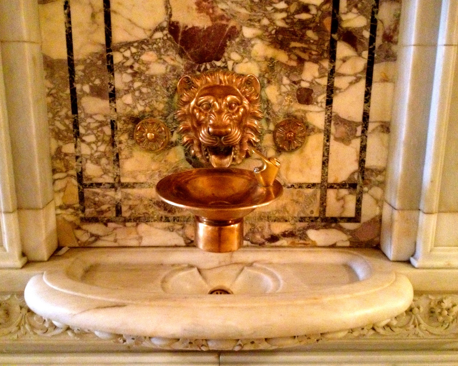 Tales of a Madcap Heiress: Library Lions