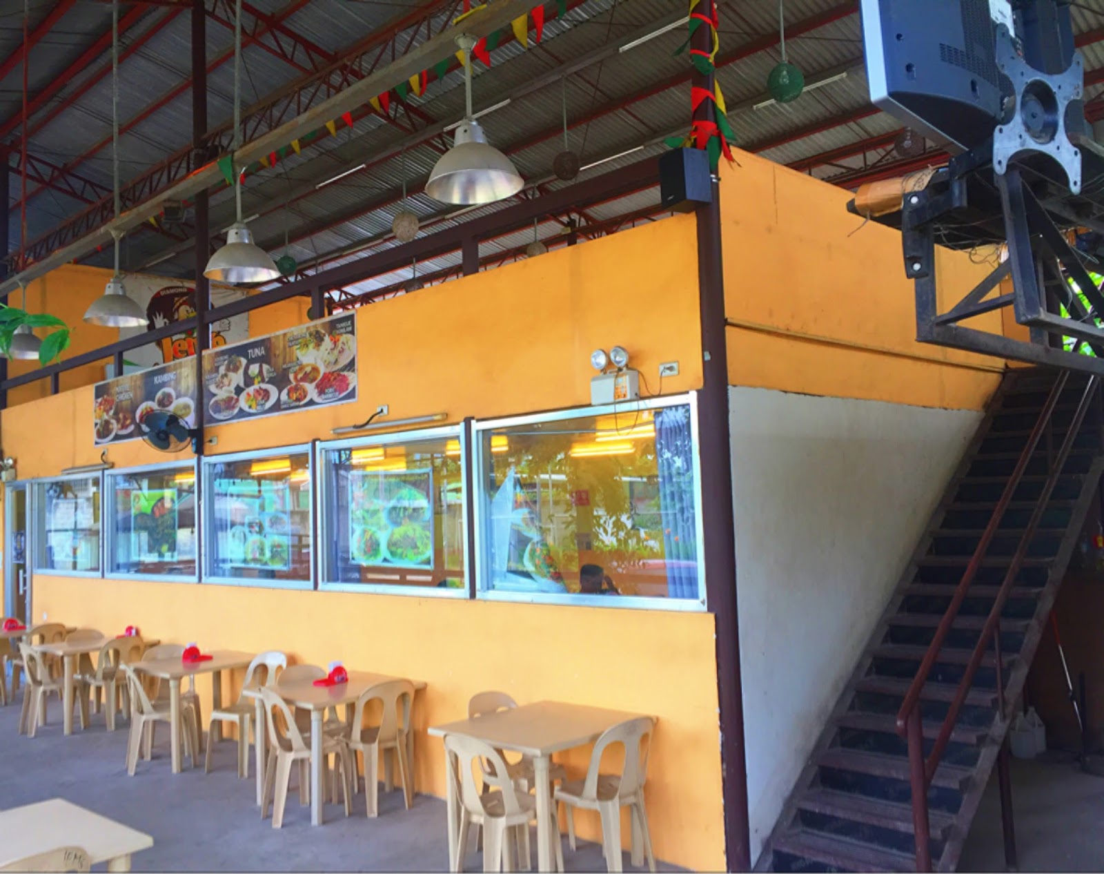 Jem's Grill Native Chicken and Seafood Restaurant - RalphPH