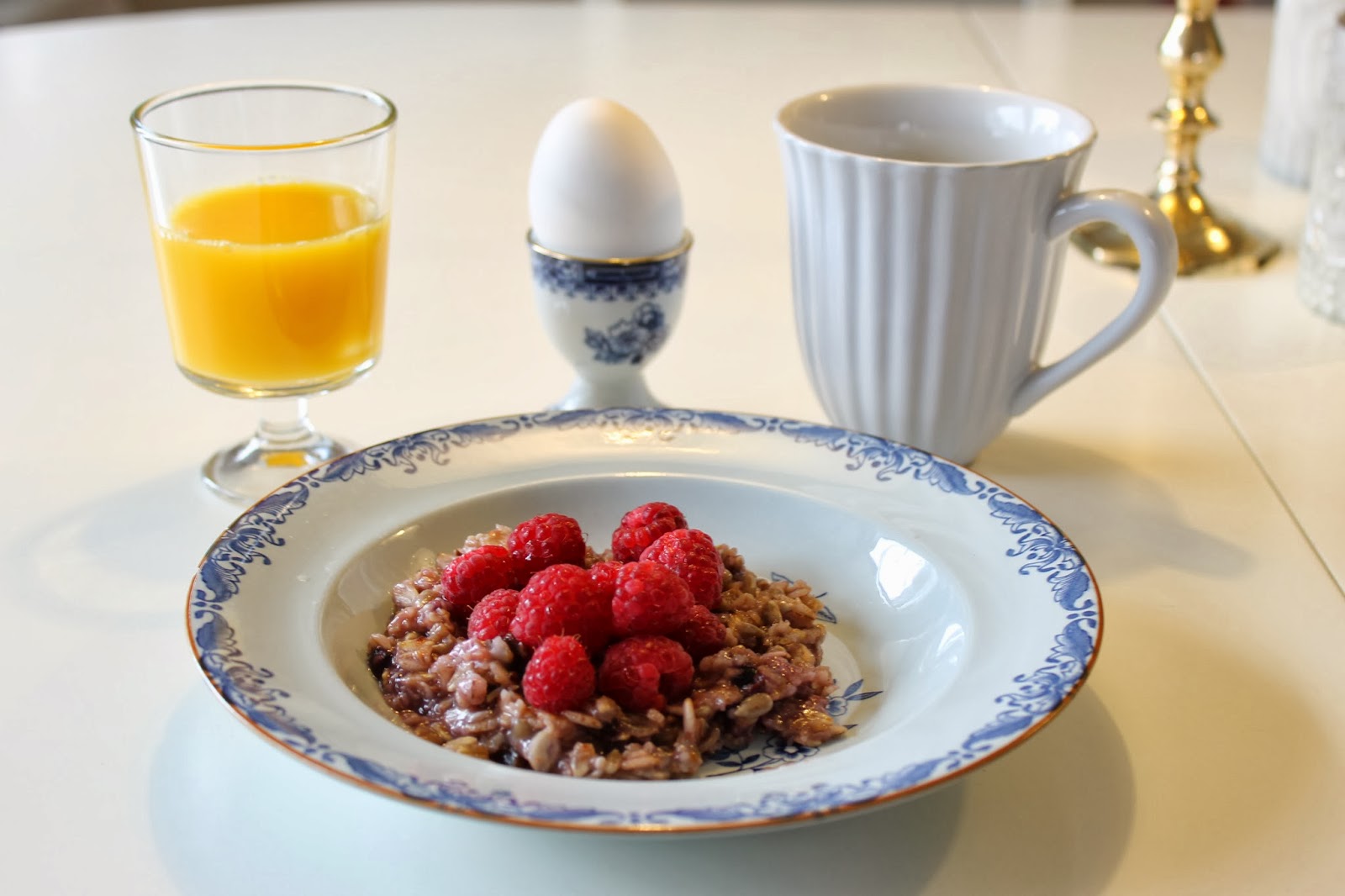 Mina Stunder: Att försöka få i sig en bra frukost...