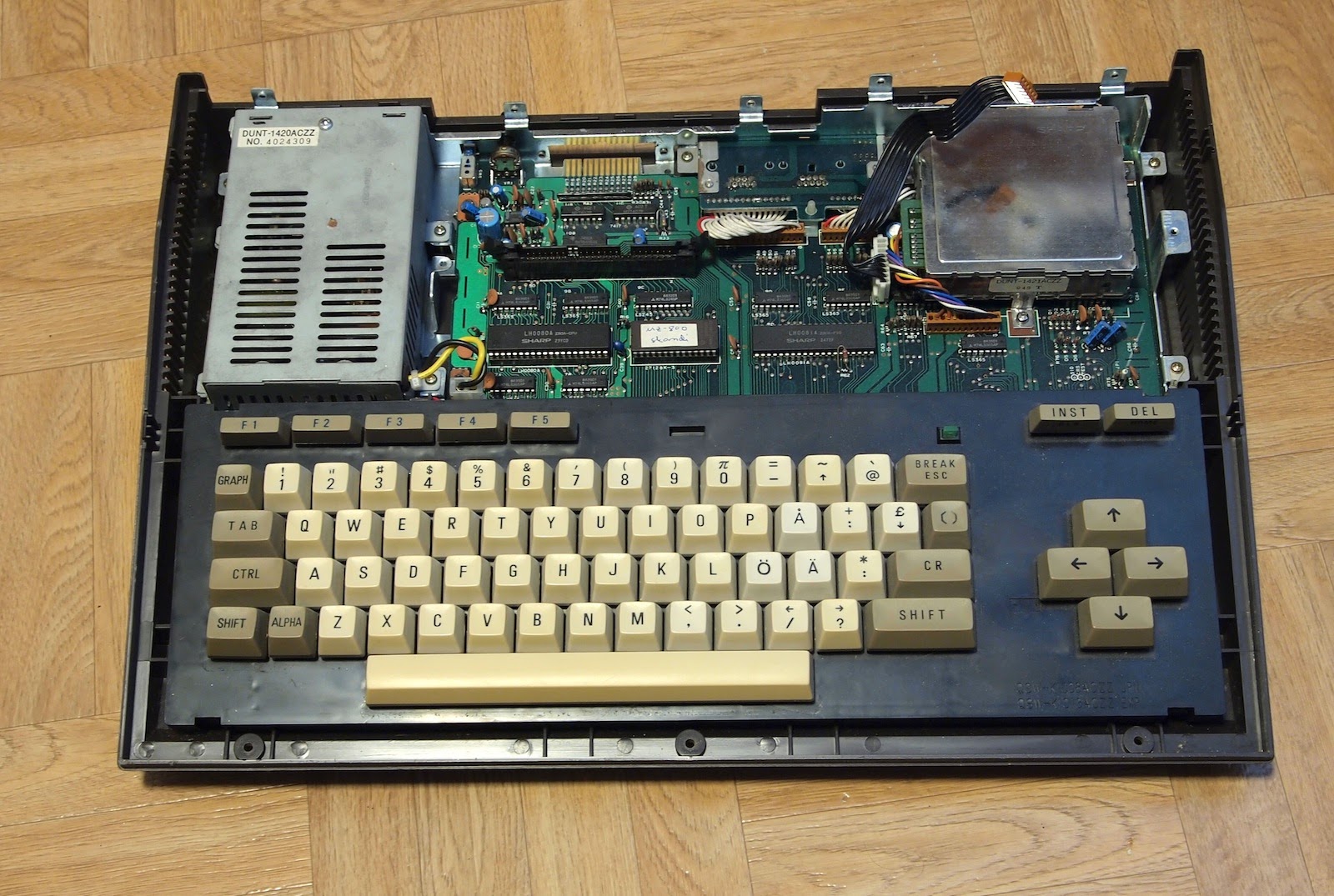 Old Machinery: Sharp MZ-800
