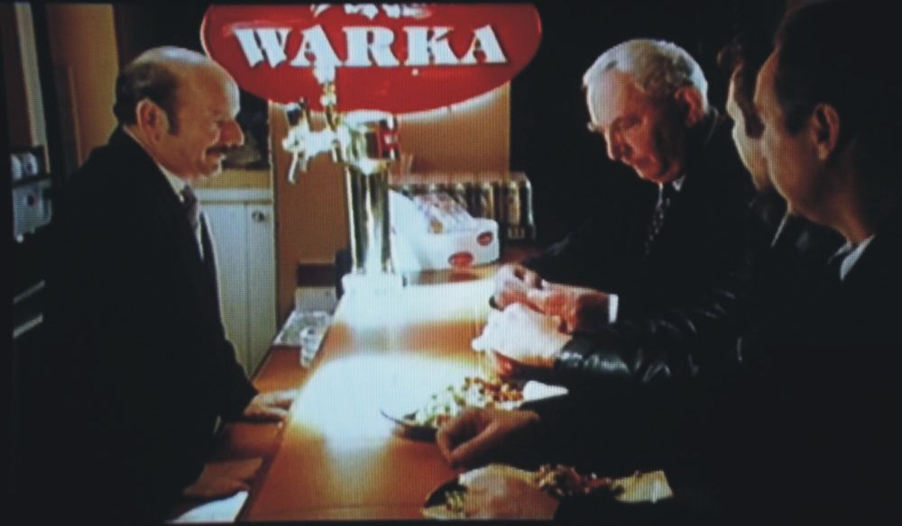 karmiony celuloidem: Operacja STRONG, czyli product placement w ...