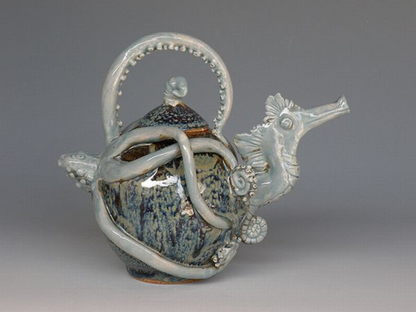 FUN GREEDY: Unusual kettles