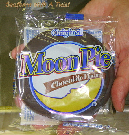 Southern With A Twist: MoonPie Banana Pudding