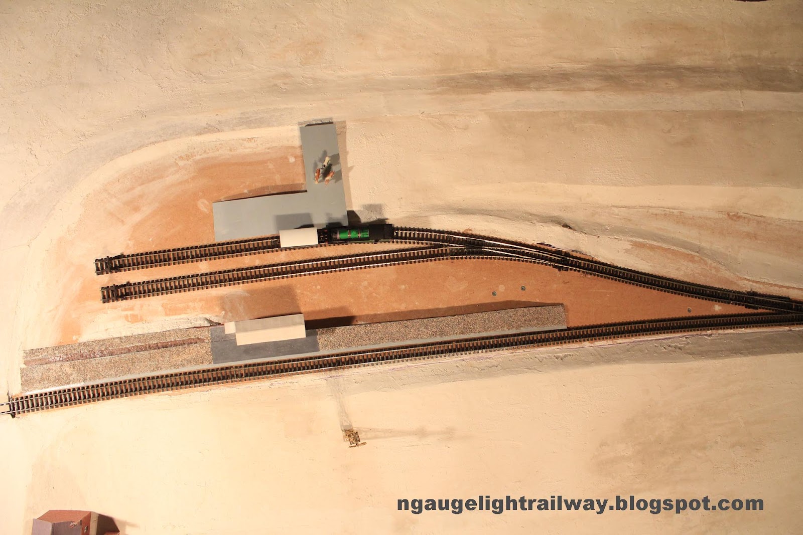 Basingstoke & Alton Light Model Railway N Gauge: Buffer stops here ...