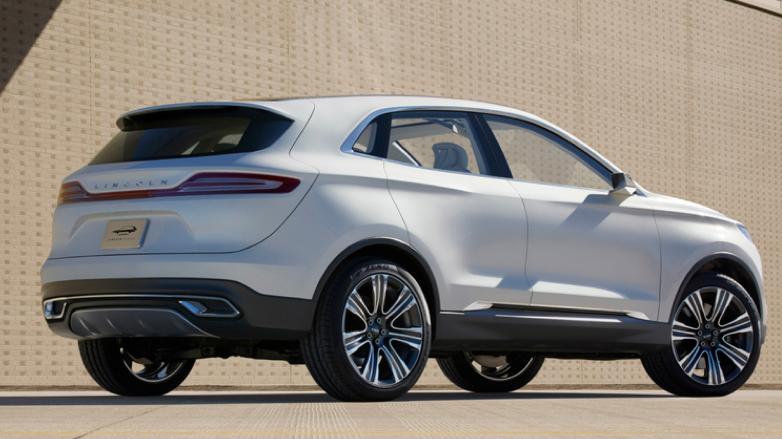 #OtomobilBurada: Lincoln MKC Concept