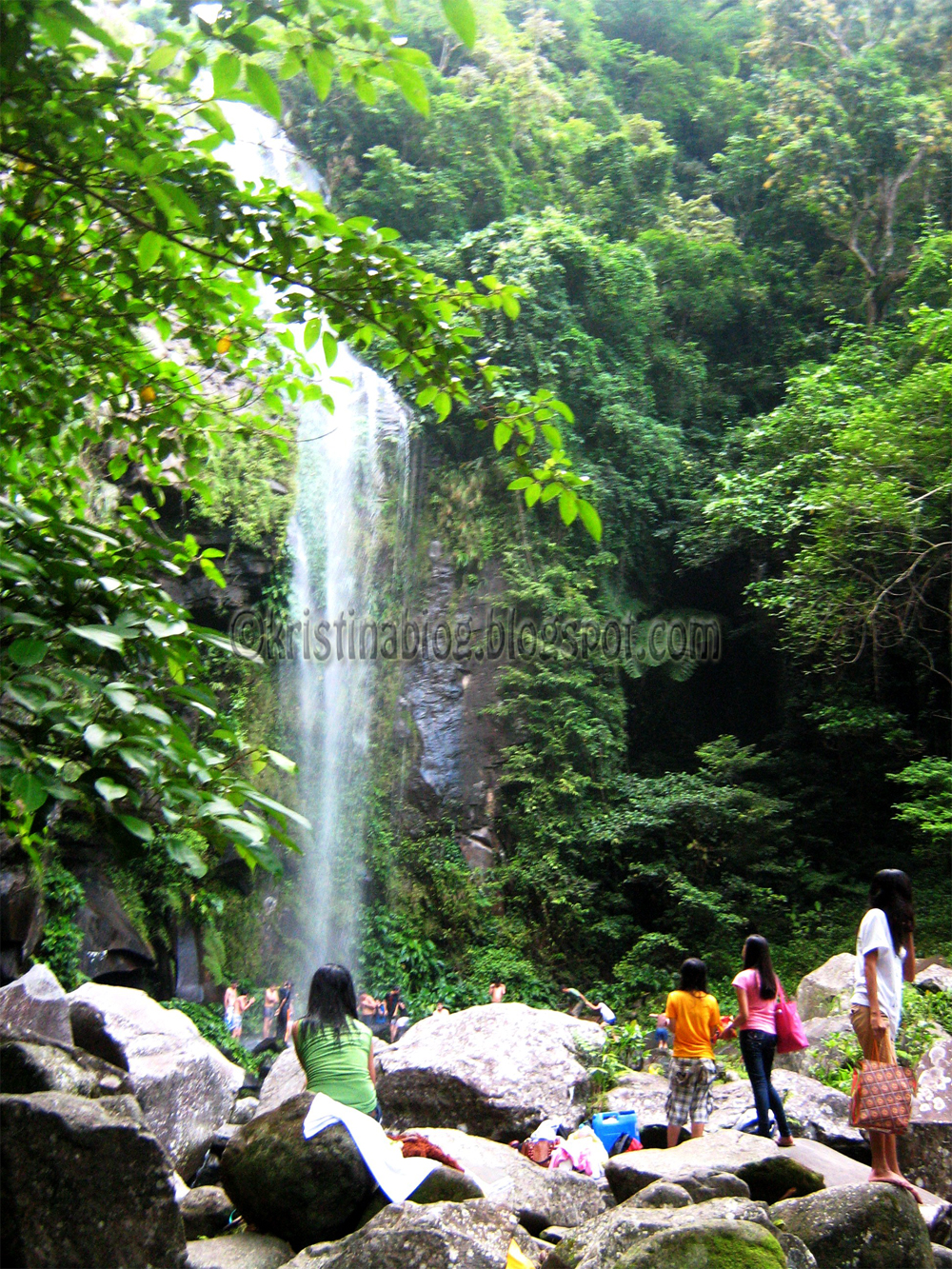 Speckles n Spectrum: Consocep Mountain Resort/Falls