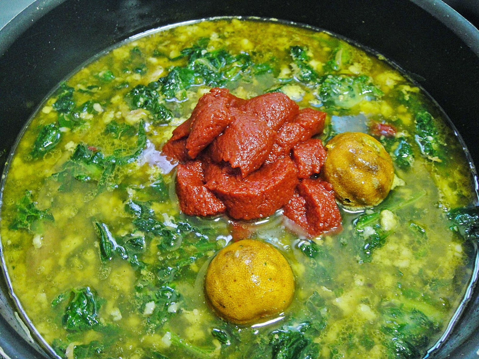 Maryam's Culinary Wonders: 681. Iraqi Tomato Spinach Stew