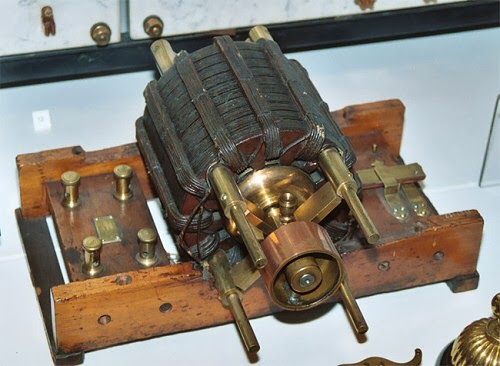 Vic's Tech Blog: Early Tesla AC Induction Motors