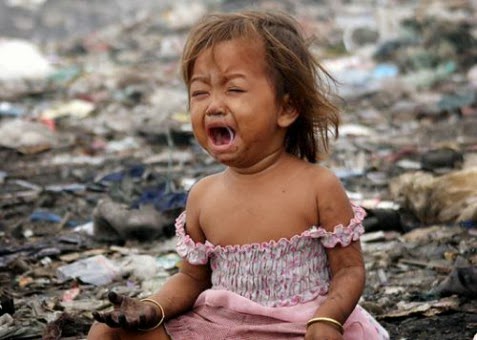 MUCEGAI: Eradicați copilăria!