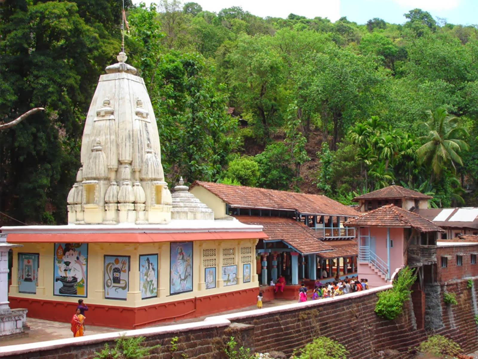 Dhutpapeshwar Temple | Konkankatta.in