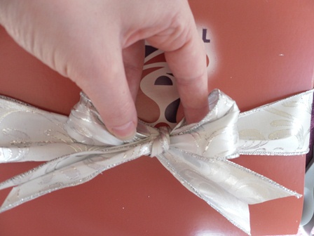 The Walk of Words: How to tie a perfect bow
