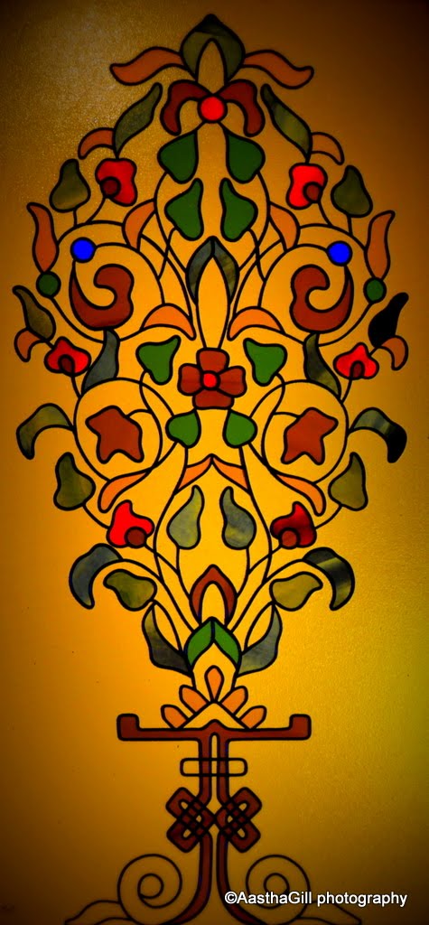 Aastha's PhotoCorner: Moroccan pattern on stained glass window