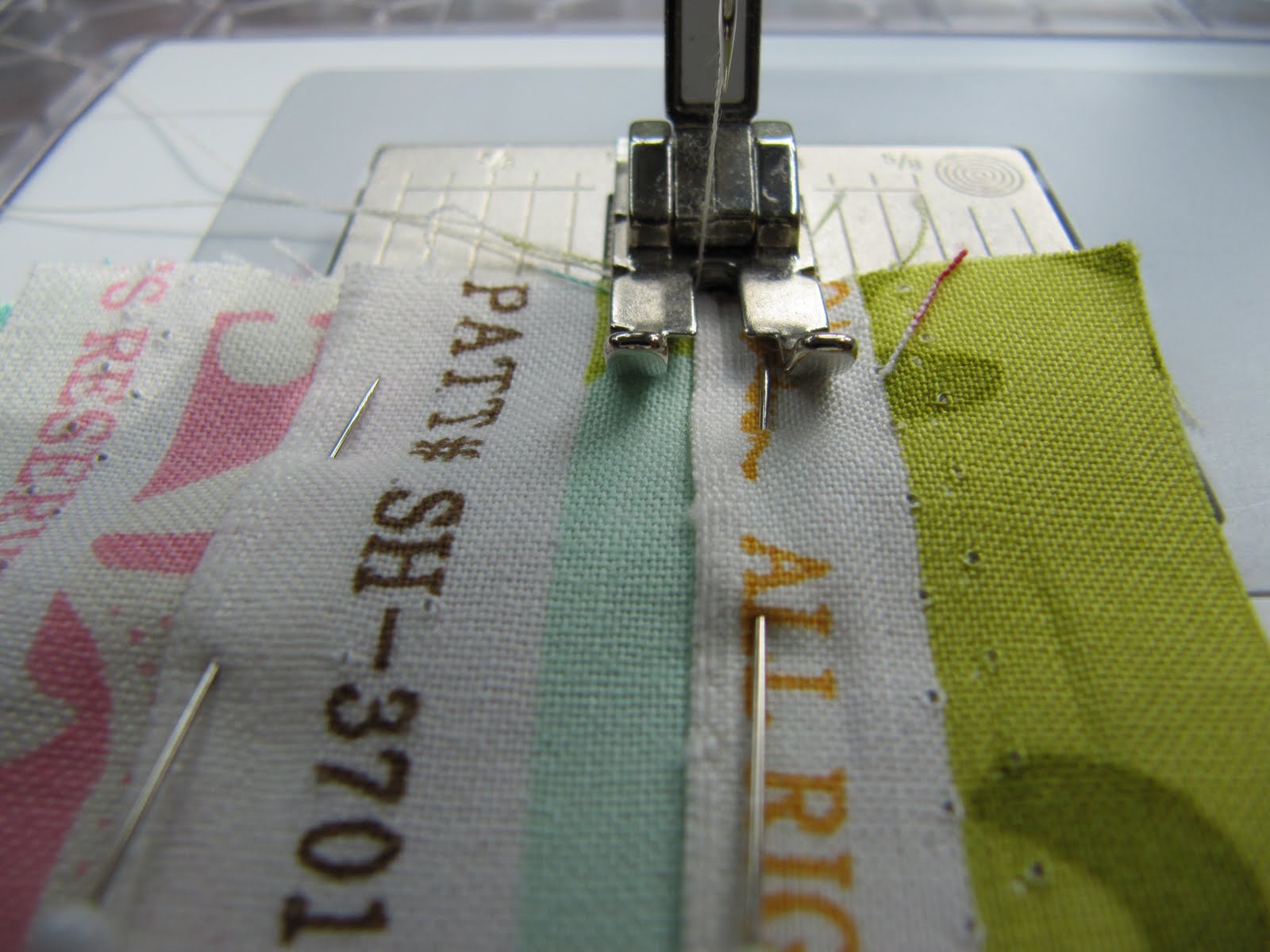 Sew Many Ways...: Tool Time Tuesday...Kitchen Sponge Pincushion