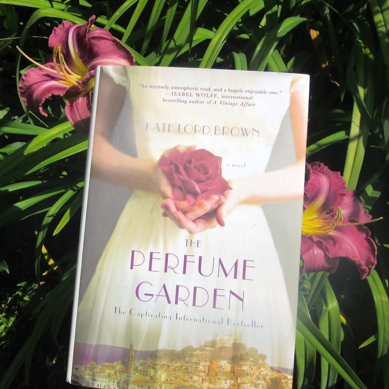 Destination: Fiction: Friday Reads: The Perfume Garden