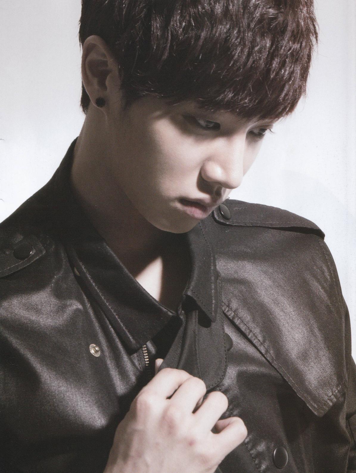 BEAST \ B2ST UPDATES: BEAST \ B2ST - KPOP BOYS JAPANESE MAGAZINE