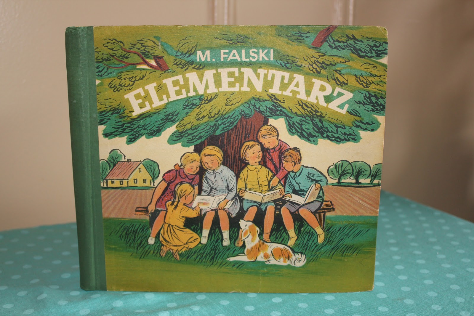 Outremont Vintage: Polish children's book (Poland, 1940s)