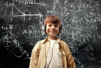 The MATH behind MUSIC | Miguel - UE EngStartUp, academic year 2013-2014