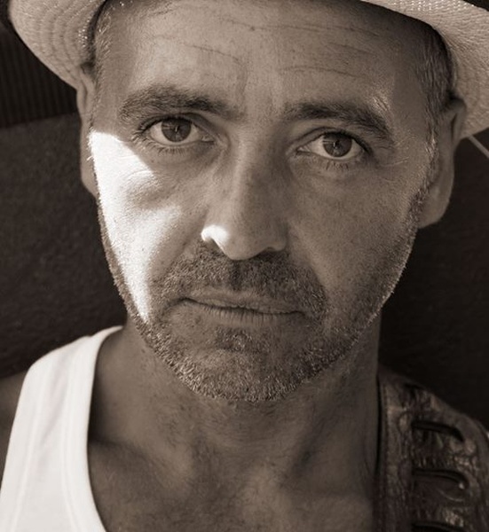 Los Grandes Fotografos: Brian Aris (1946)