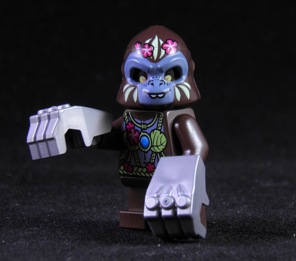 She's Fantastic: The Girls of LEGO CHIMA!
