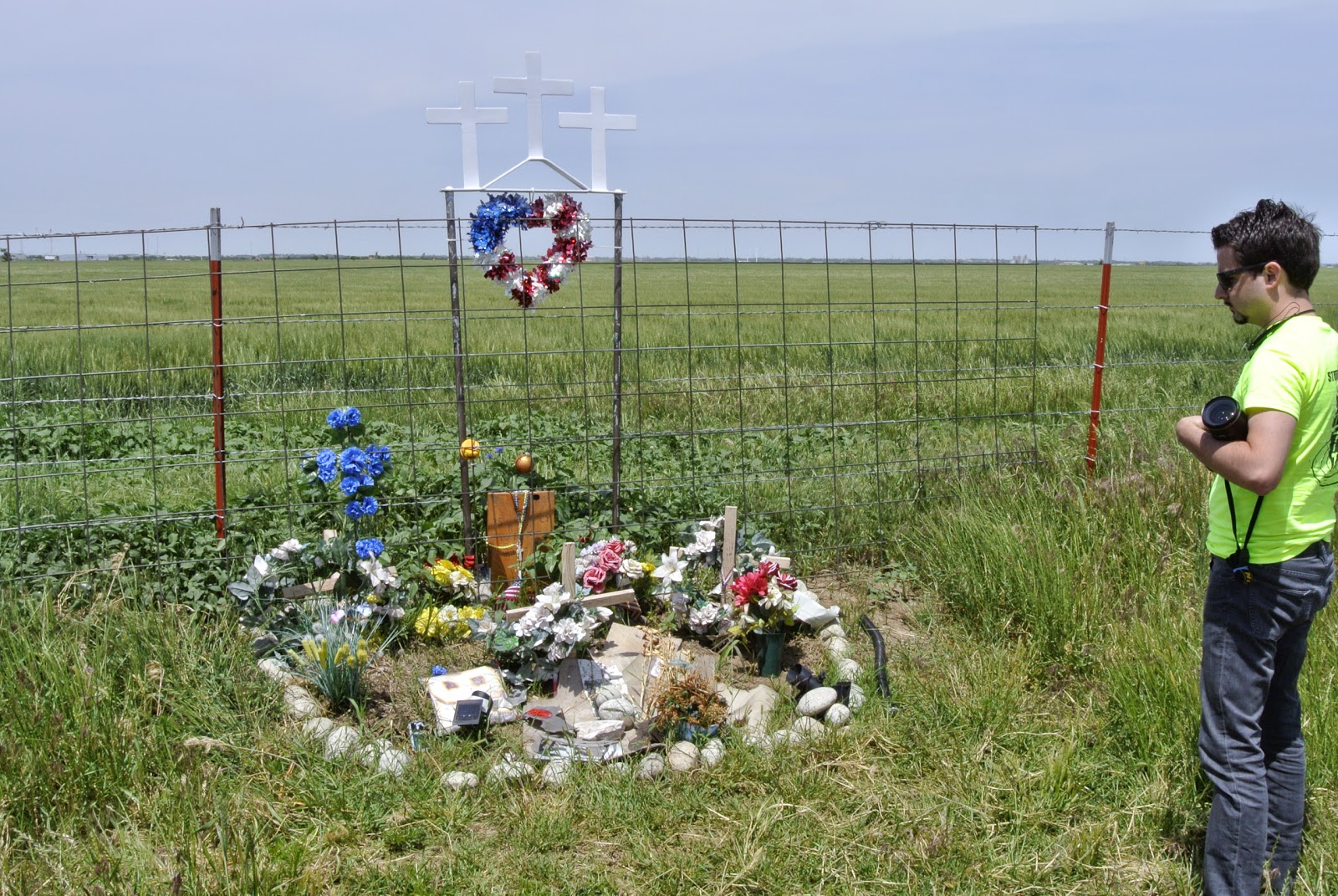 On The Storm Front: Remembering the TWISTEX Team: The Memorial Site