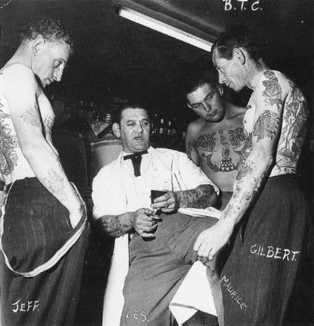 Amazing Vintage Photographs of Legendary Tattooist Les Skuse and ...
