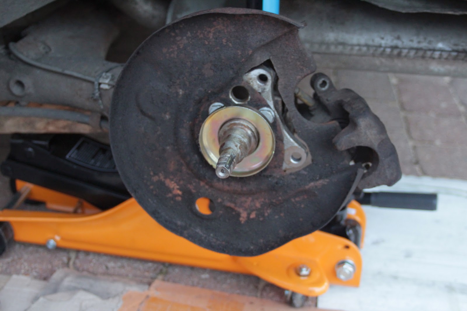 Life with a 1989 VW Golf Mk2 GTI 16V: Golf Rear Stub Axle Replacement ...