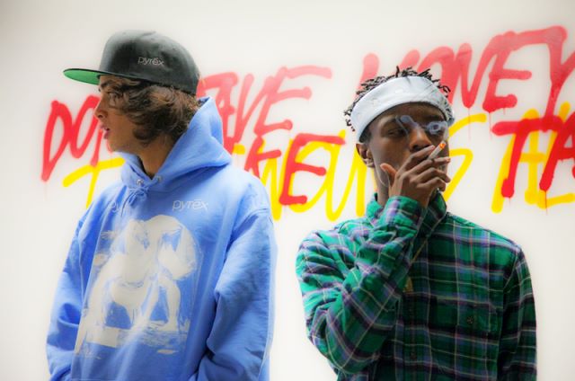 G-Dragon Wears Pyrex Vision Clothing Again And Again