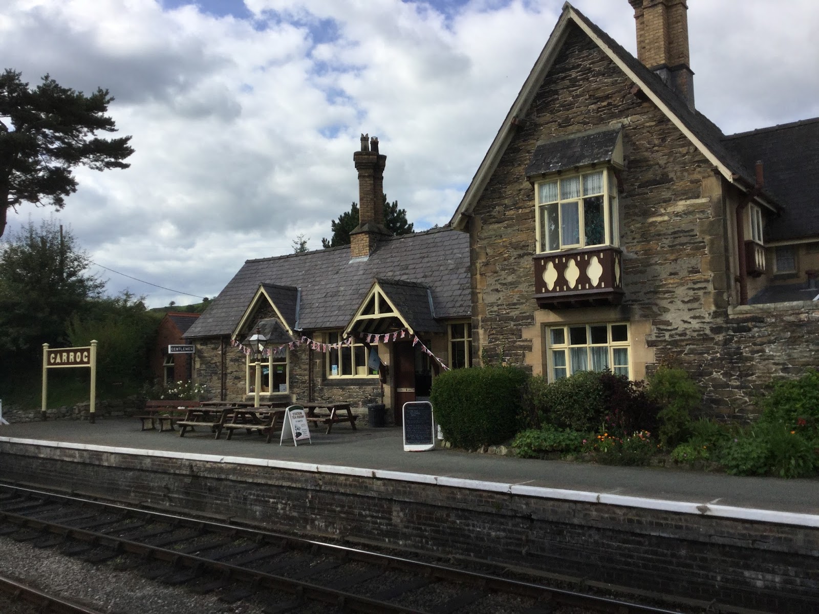 Life on the Open Road.: Carrog Station Camp Site, North Wales.
