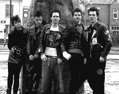 Música y Arte con María. : CRISIS Y RUPTURA:PUNK