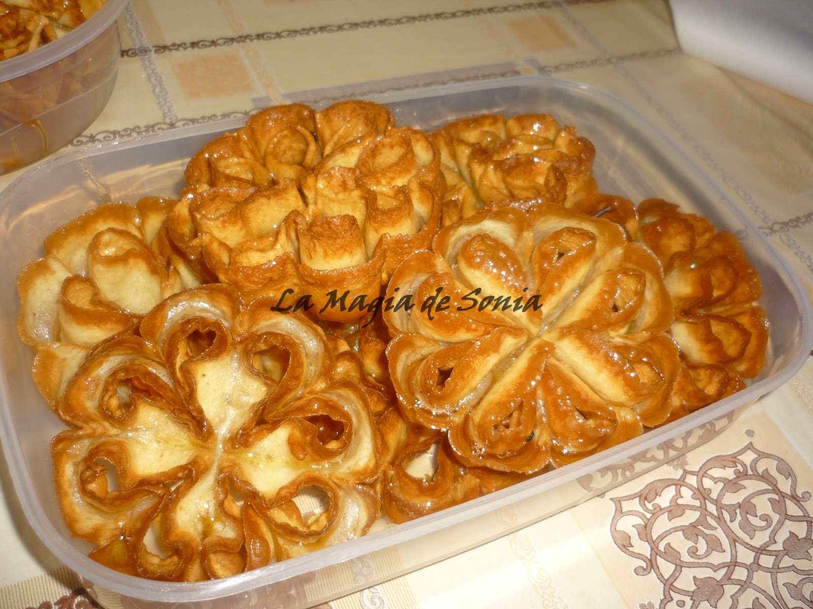 La Magia de Sonia: Rosas Sevillanas.