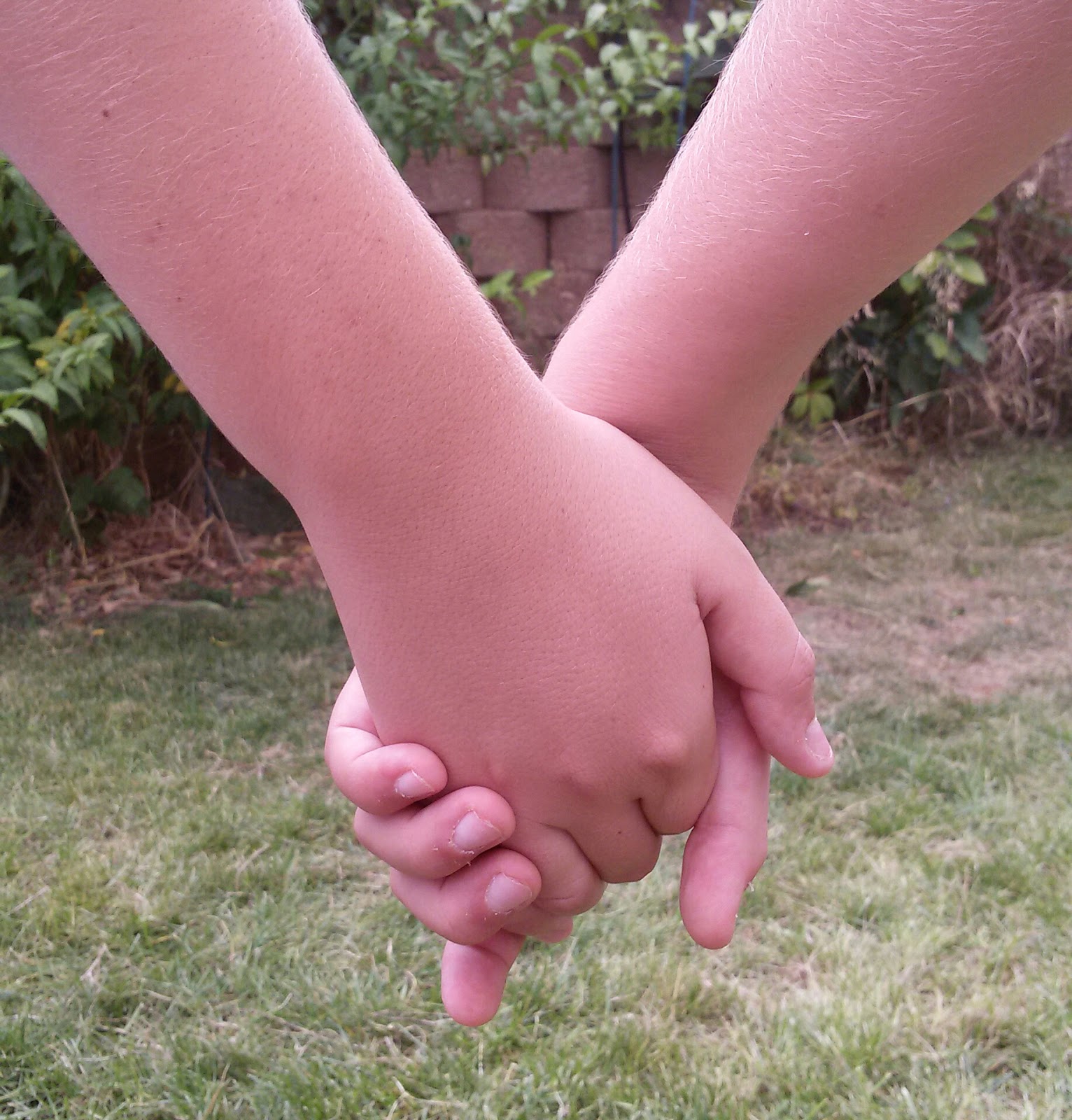 EL ORIGEN DE LA INFELICIDAD: RESILIENCIA ≠ FORTALEZA INTERIOR