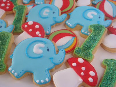 butter hearts sugar: Elephant Cookies