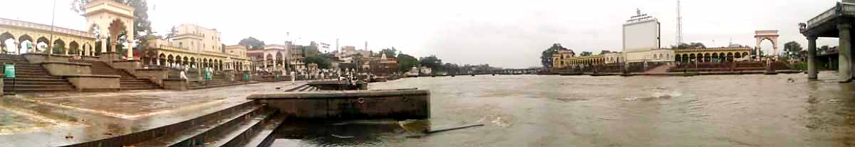 Alandi Temple [Saint Dnyaneshwar samadhi ] - Pune & I