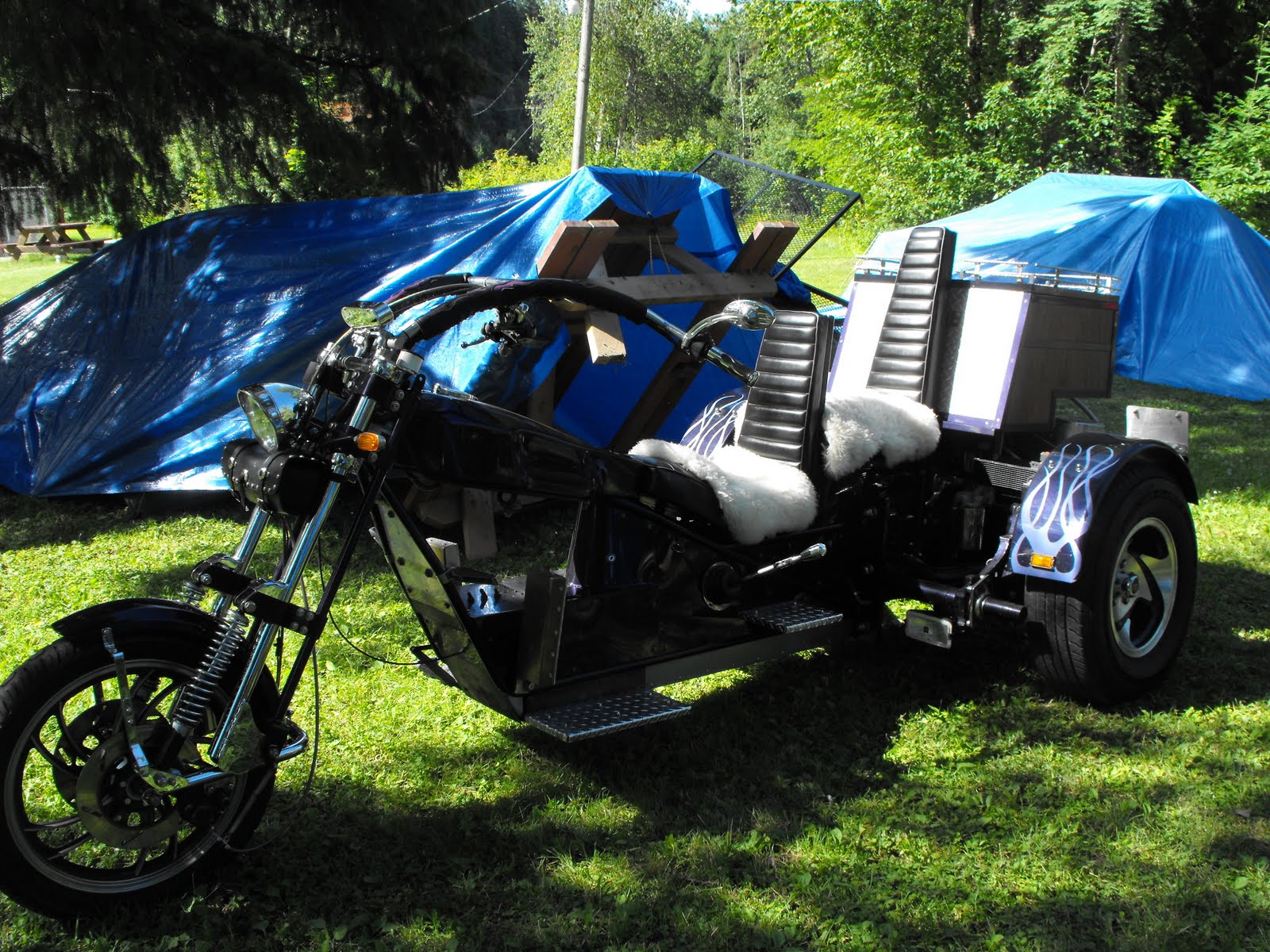 I Was Born2Cree8: 'Brothers Of The Third Wheel' Trike Rally