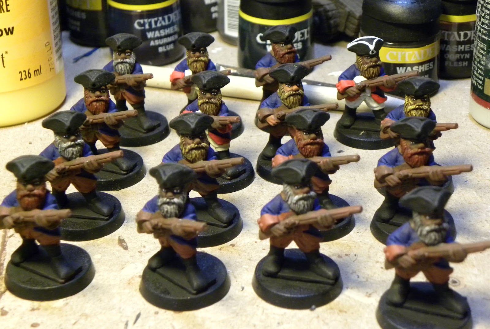 The Stout Smurf: British Marines: Finally some figures......
