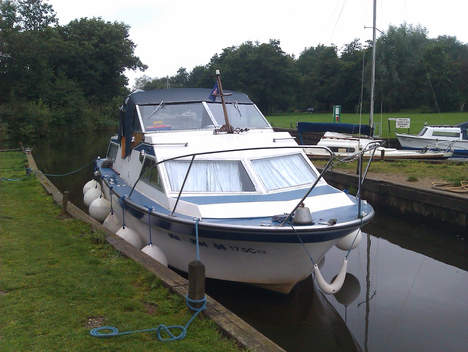 UK Marine Surveyor based in Preveza Greece.: Seamaster 8m