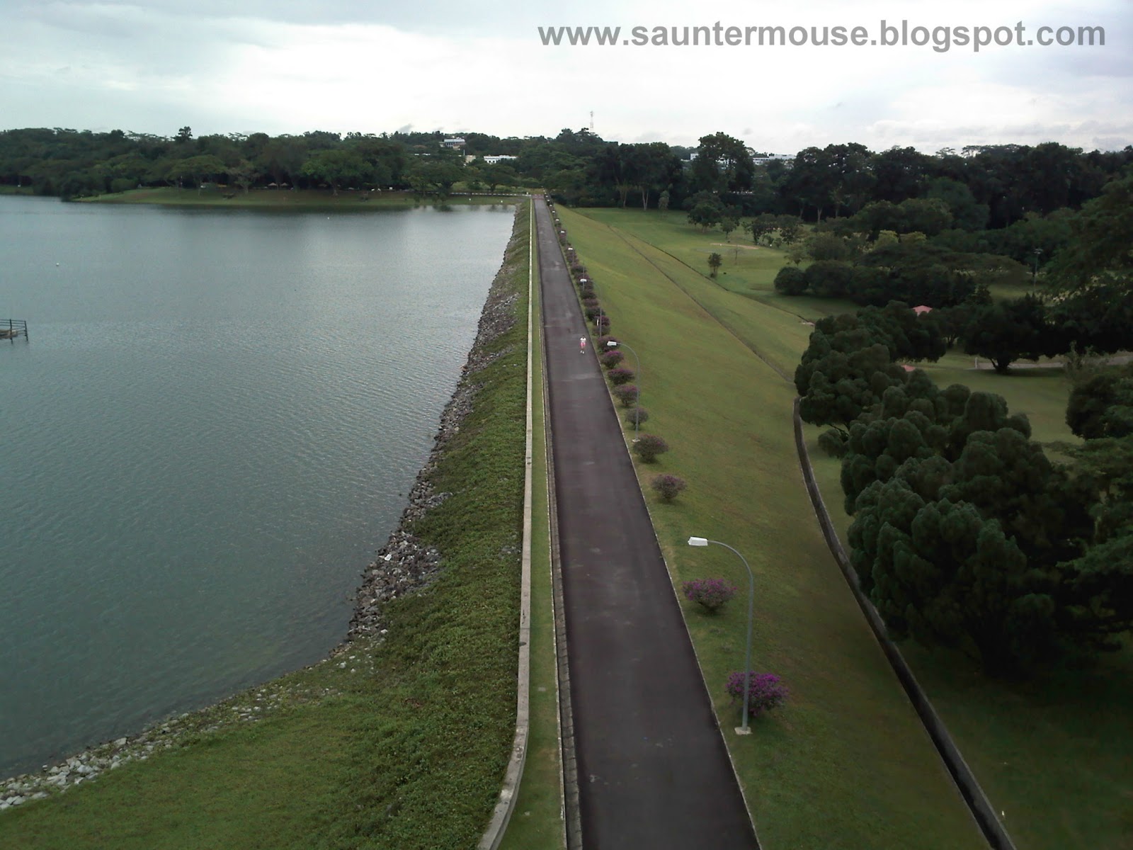 While we meet .....: Trekking in Singapore (Khatib - Seletar Reservoir)