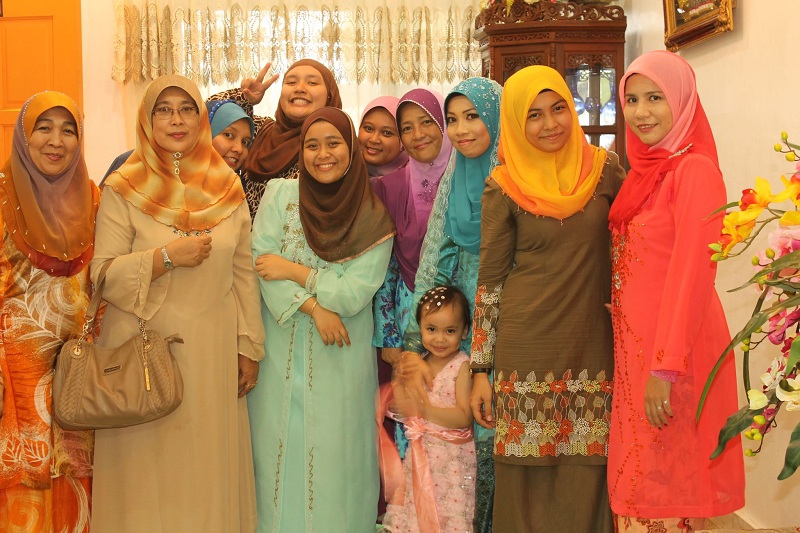 HIGHLIGHT: Erma Dura Yahya | Sari AnnNajwa Butik