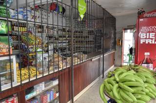 santiago30caballeros.com: COLMADOS DOMINICANOS