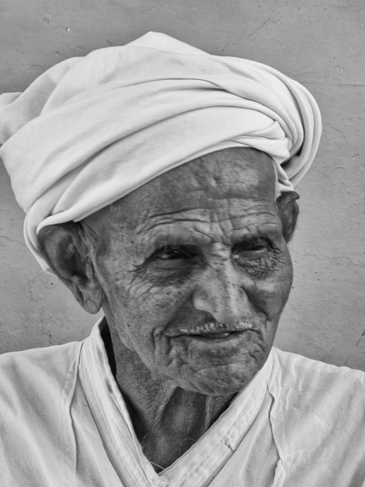 KUTCHI PEOPLE ARE MOST FORTHCOMING AND OPEN-HEARTED AND WELCOMING THEY ...