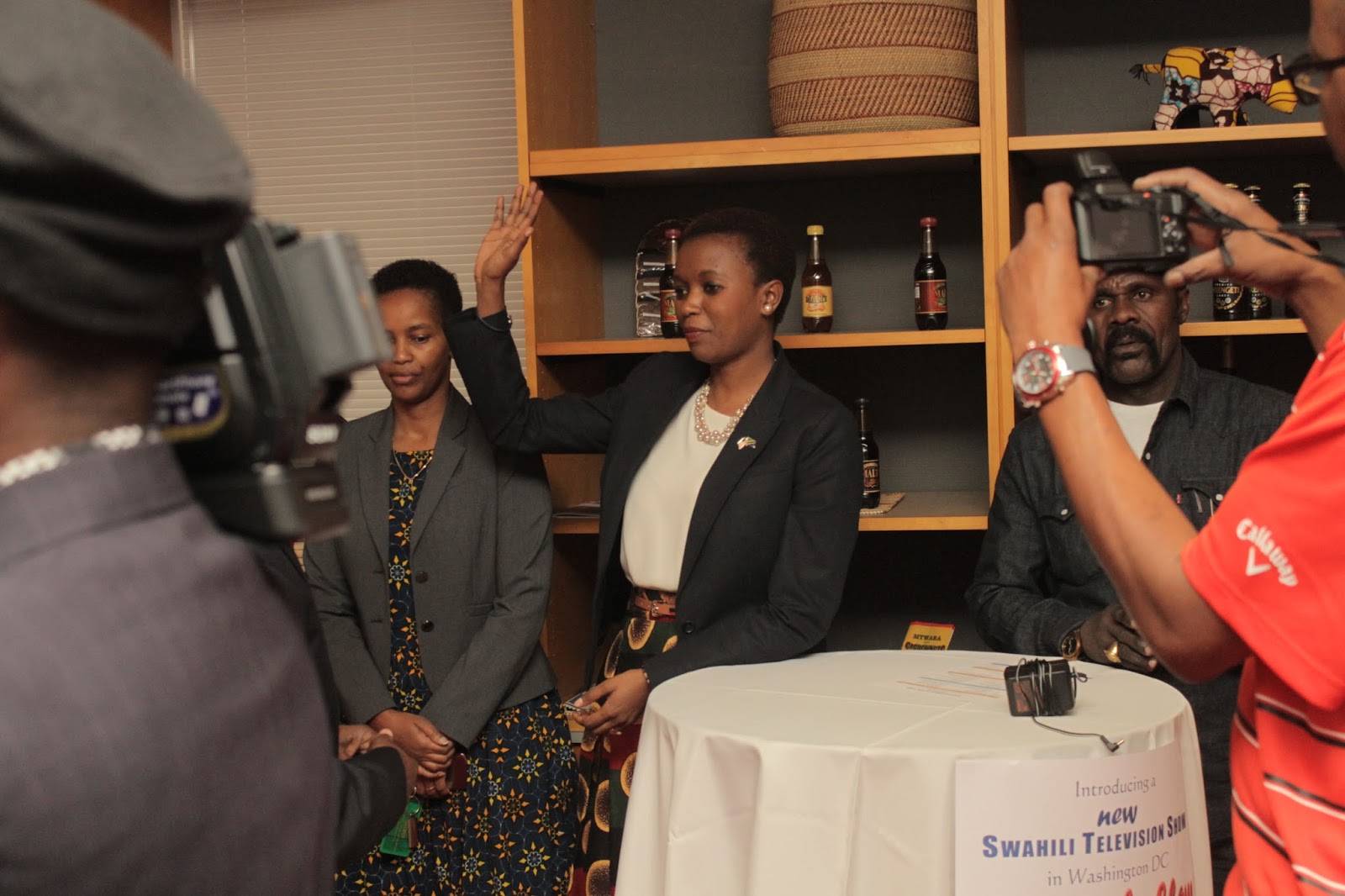 PICHA:UTAMBULISHO WA KIPINDI KIPYA CHA TELEVISHENI CHA KISWAHILI ...