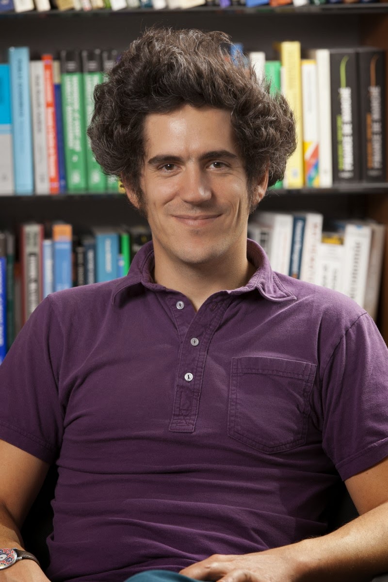 La coupe de ch'veux qui défie la gravité ~ Le Post Economique