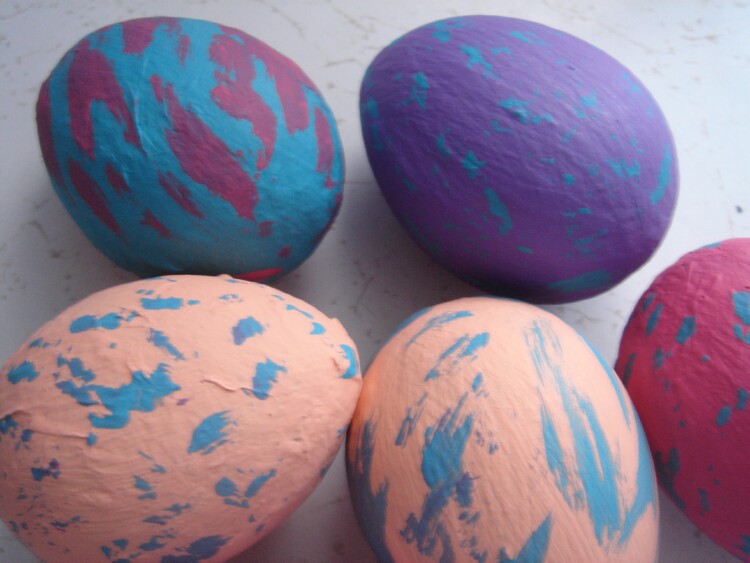 All Thumbs Crafts How To Decorate Paper Mache Easter Eggs All Thumbs Crafts How To Decorate Paper Mache Easter Eggs