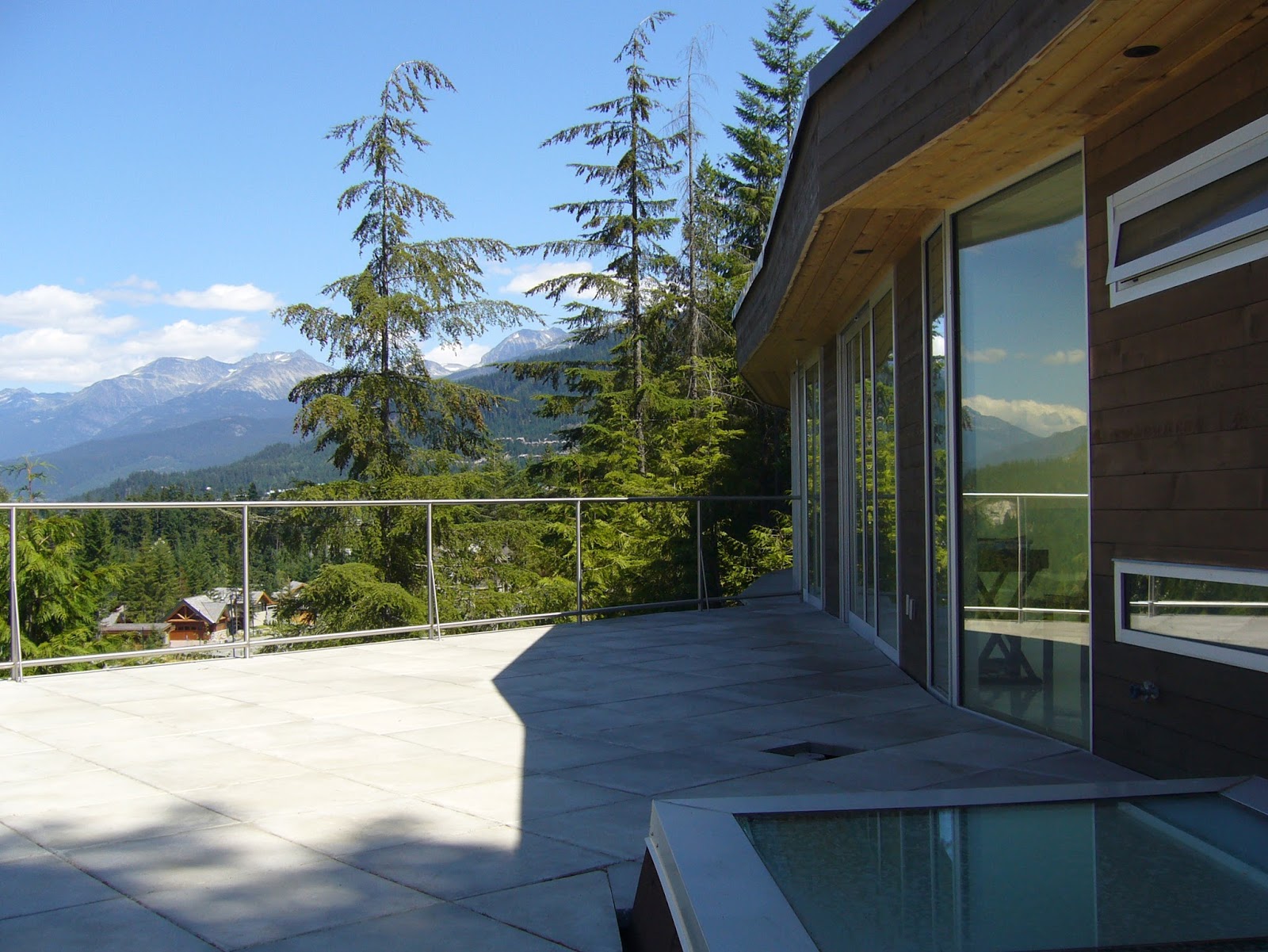 Steep Slope House Design, Canada: Most Beautiful Houses in the World