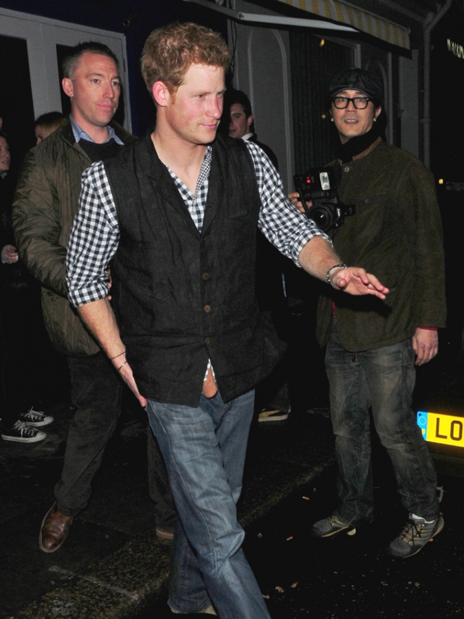 VJBrendan.com: Prince Harry Parties With Friends in Notting Hill, London.