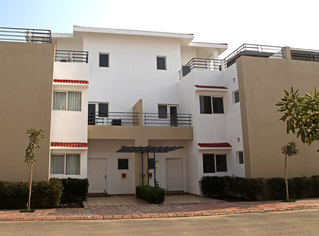 Paramount Golf Foreste Villas in Greater Noida