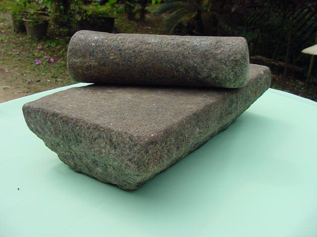 cik azz: Batu yang berguna dan tidak berguna...