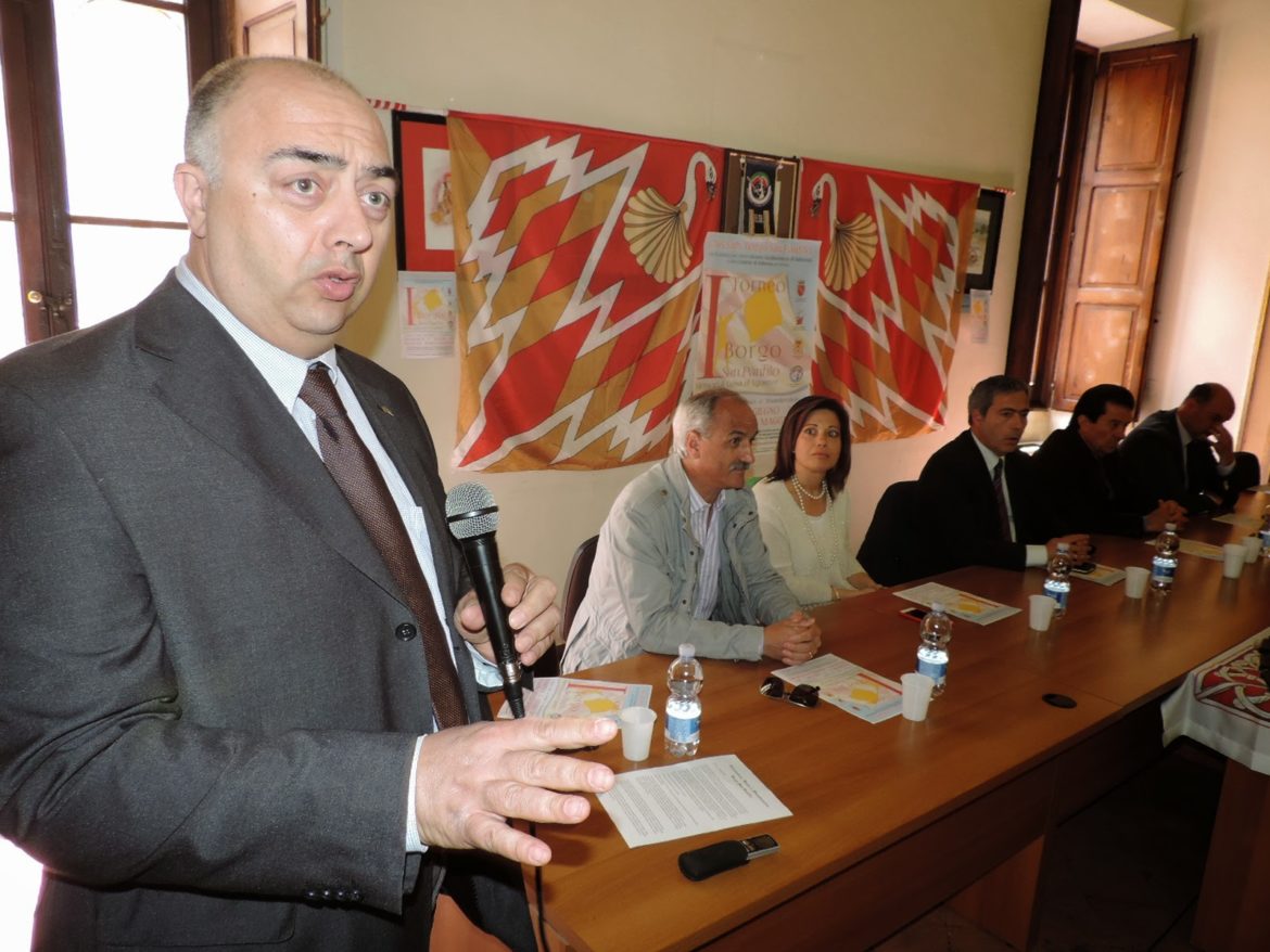 CENTROABRUZZONEWS: SI SPEGNE LA VOCE STORICA DELLA GIOSTRA CAVALLERESCA ...