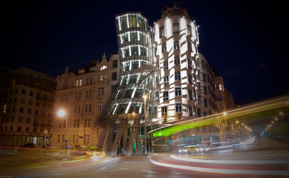 Dancing House