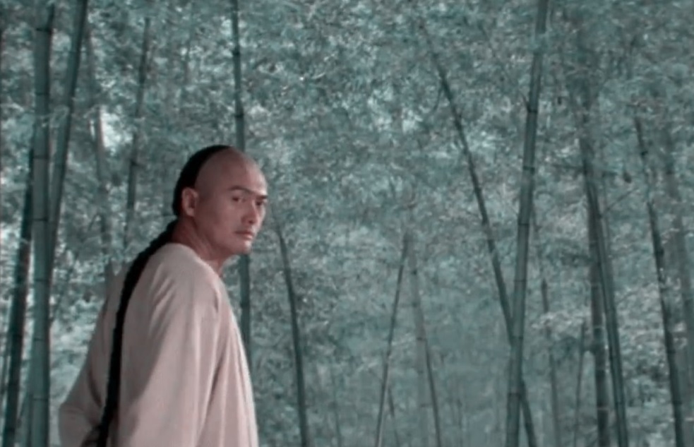 Luz, Câmera e Crítica: O Tigre e o Dragão (2000)